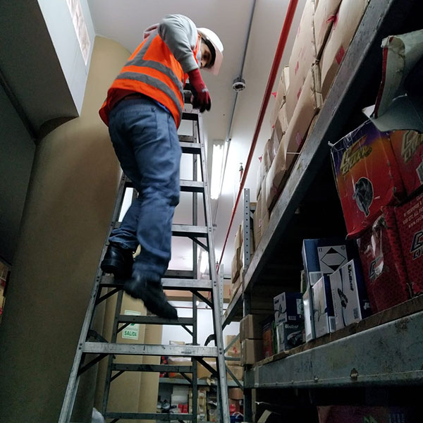 Servicios de alarmas contra incendio – SELECTRONICAL